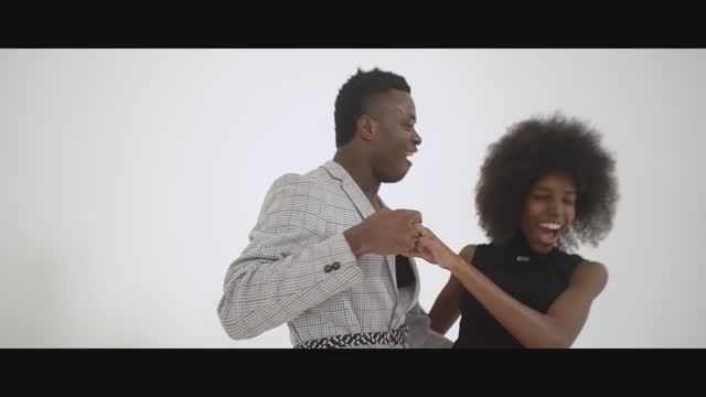 между нами любовь