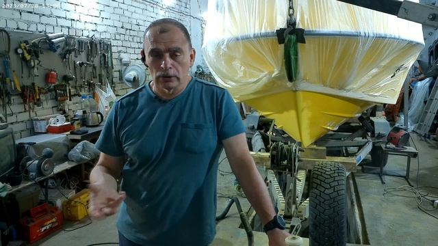 Косяки стеклопластиковых лодок