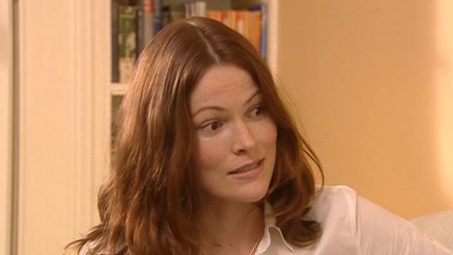 2x01 The New Neighbour