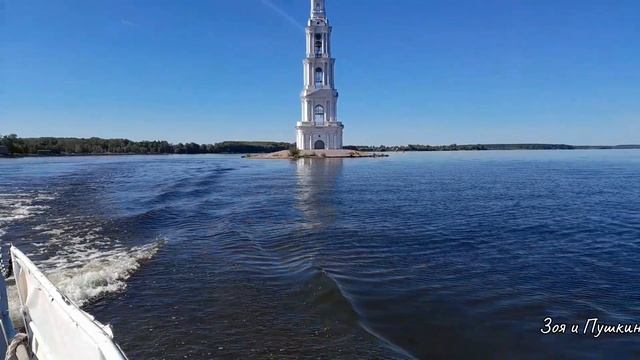 Прогулка на катере. Экскурсия на Монастырский остров Калязин.