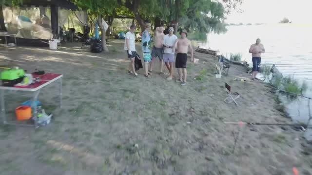 Астрахань Рыбалка 2020 август. Кемпинг глемпинг 2020 Астрахань. Раколовка Астрахань. Палатки 2020.