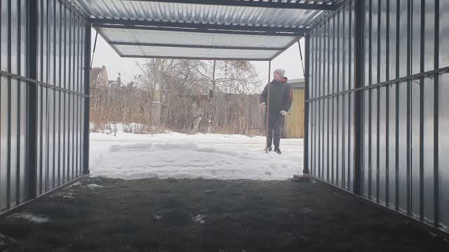 ГАРАЖ СВОИМИ РУКАМИ МАКСИМАЛЬНО БЮДЖЕТНО / ЦЕНА ВСЕГО СТРОИТЕЛЬСТВА !!! В 2020 ...