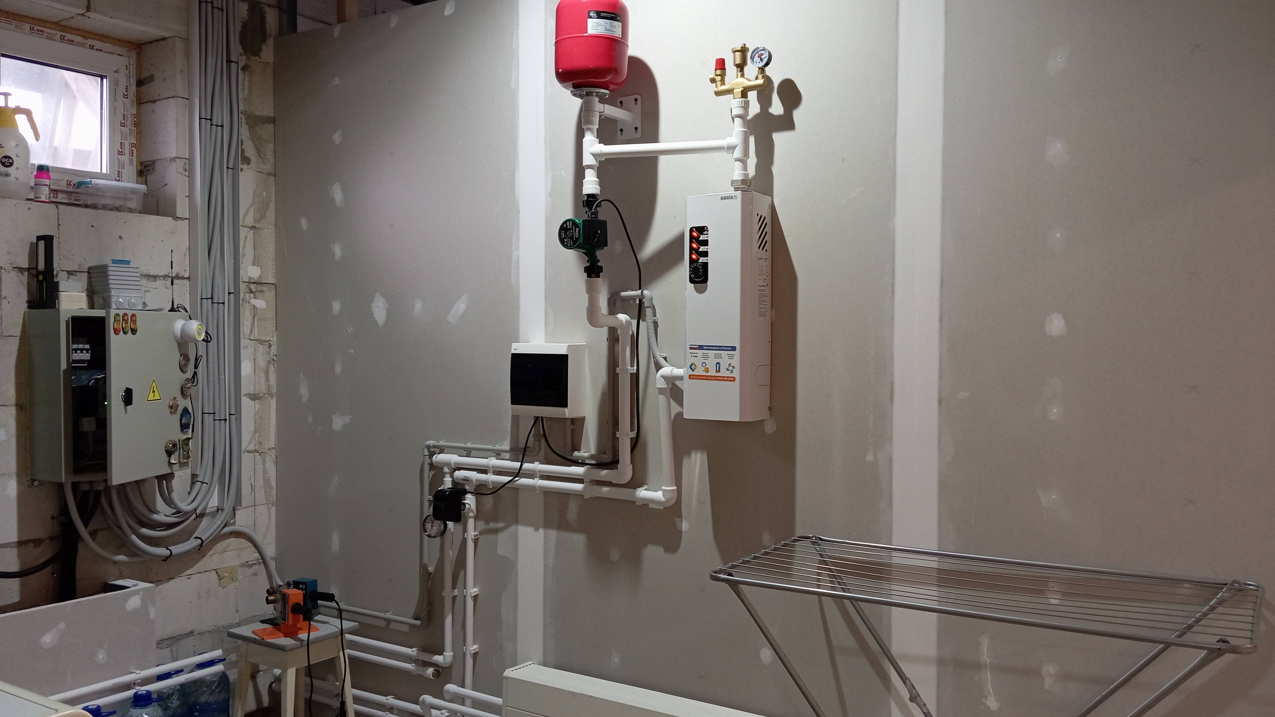 Отопление в частном доме, недорого, сделал сам (я не сантехник). | 🍀 Строю САМ