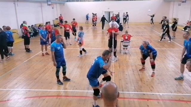 Сибиряки (Кемерово) -  Локис (Кемерово)                   1   -   2