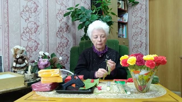 Проект «От сердца к сердцу». Создание цветов из салфеток от Гончаренко Веры Яковлевны