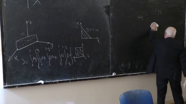 Шишкин А. А. - Математический анализ, Ч.2. Семинары - 13. Тройной интеграл. Сферические координаты