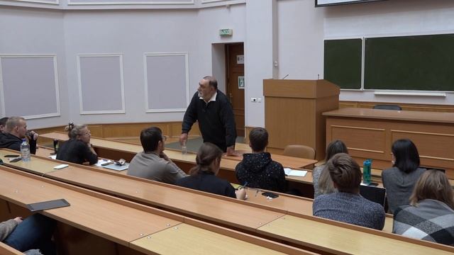 Момджян К. Х. - Философия общества - 3. Аспекты влияния биологических свойств человека на соц.повед.