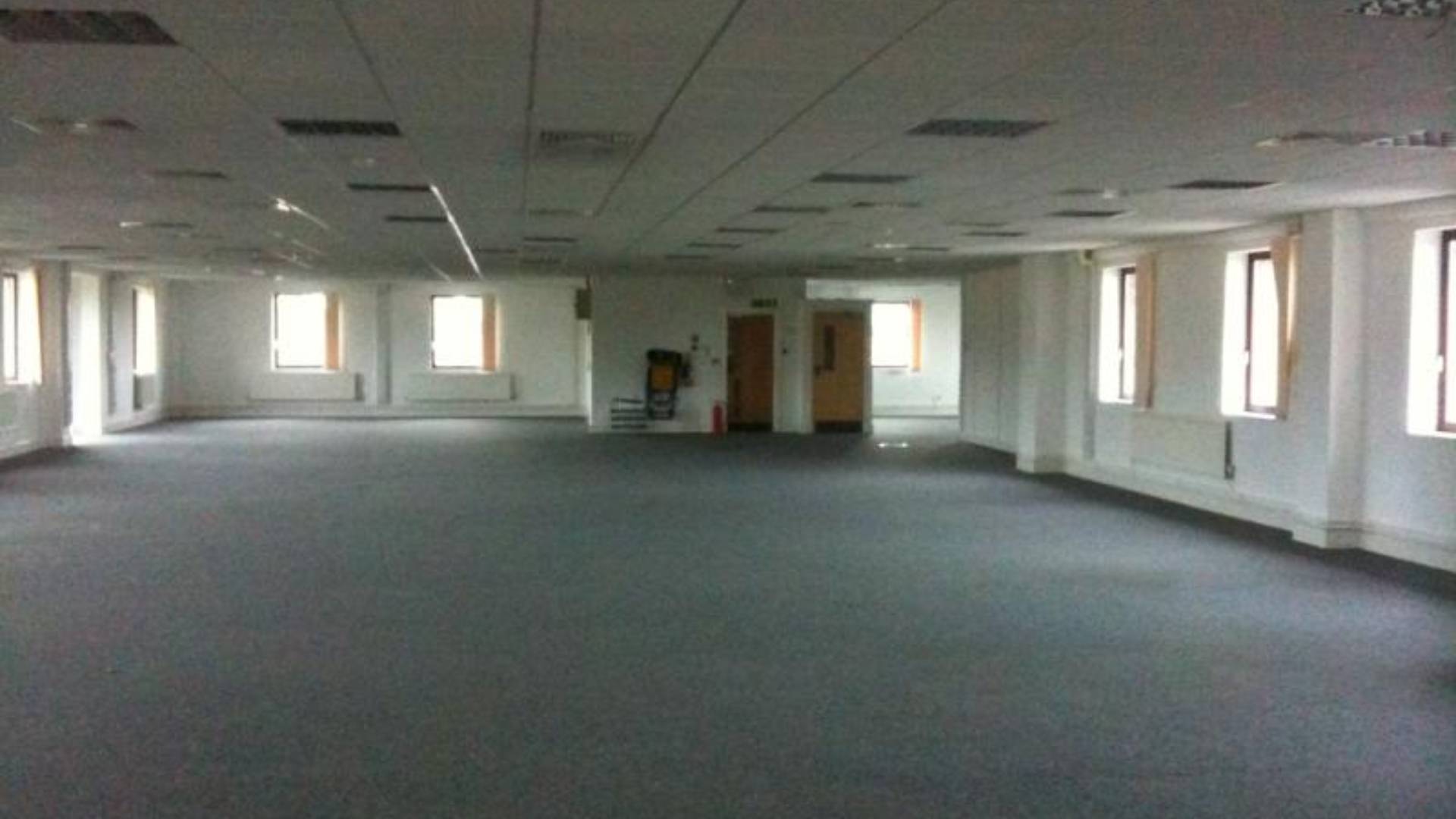 УРОВЕНЬ 4 - ЗАБРОШЕННЫЕ ОФИСЫ // ЗАКУЛИСЬЕ