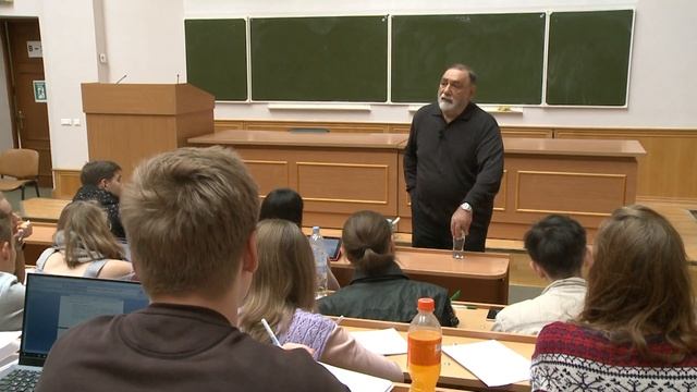 Момджян К. Х. - Философия общества - 1. Введение в социальную философию