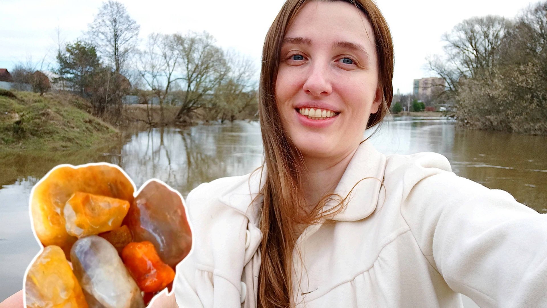 Самоцветы у подмосковной реки. Ищу и собираю камни. Засосало в грязь