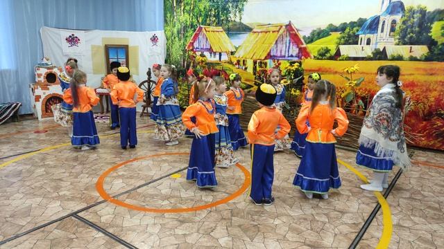 Песня на слова Гавриила Романовича  Державина "Пчёлочка златая"