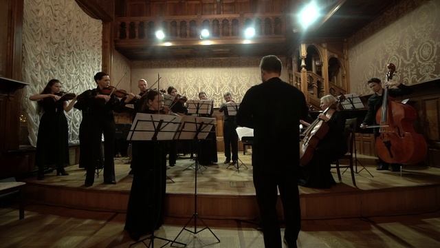 Антон Танонов.
Концерт для скрипки и струнного оркестра, первая часть. Солистка Анна Фирсова