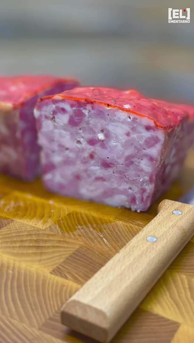 Мясной хлеб, рубленная свинина с сыром ??