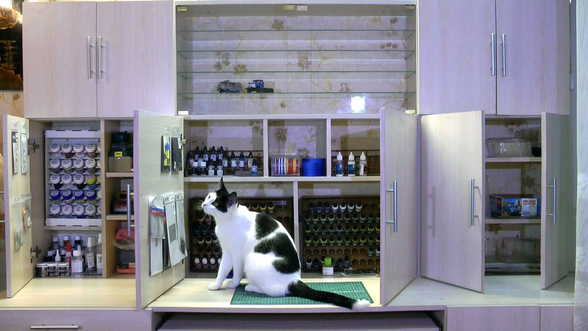 Моё рабочее место для сборки моделей.