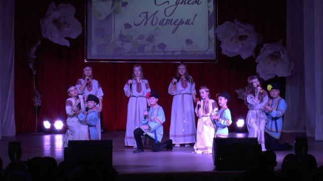 10 Ансамбль русской песни «Брусницы» - Летели две птички