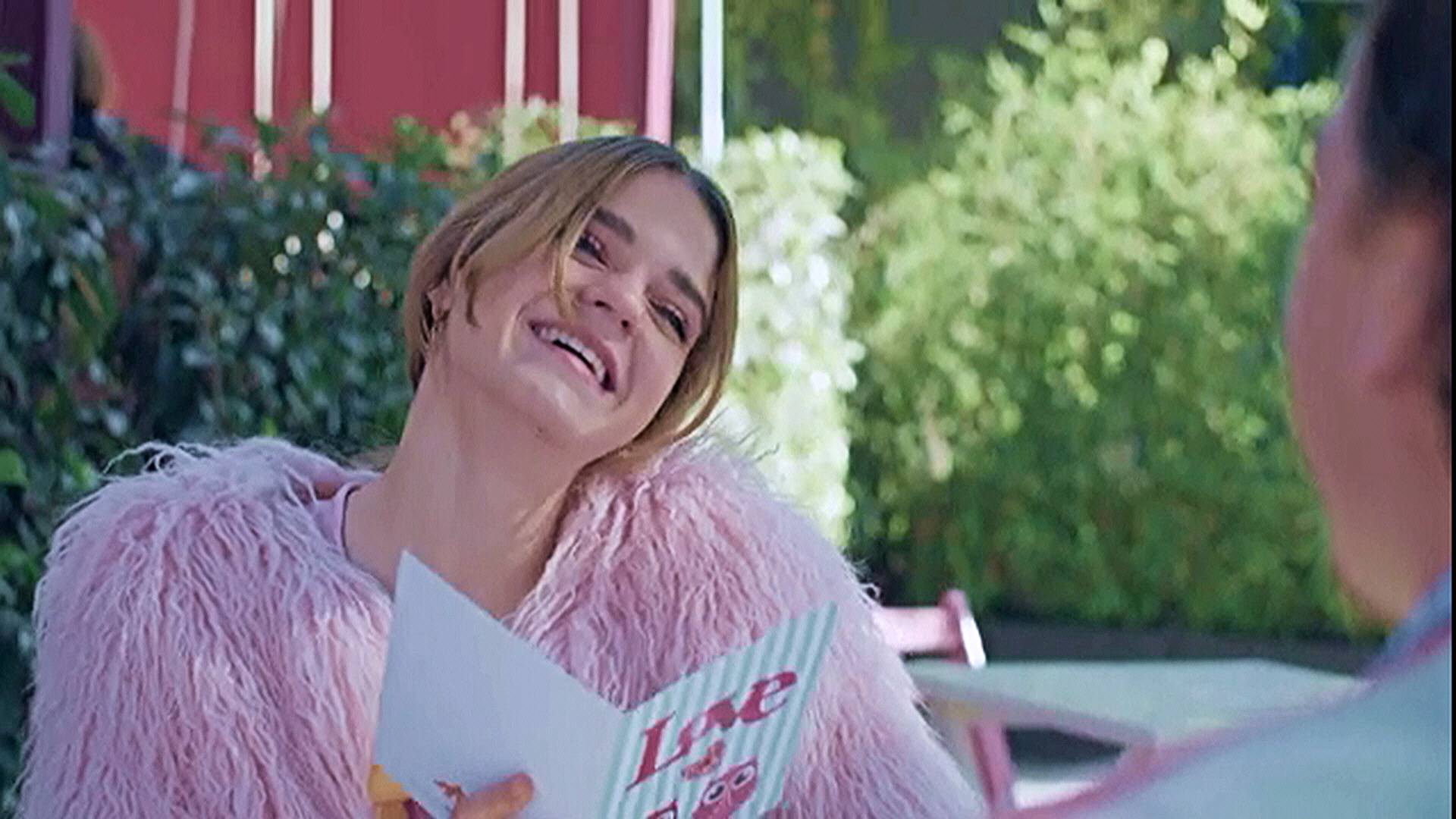 "Очарована, околдована"- песня 90-х