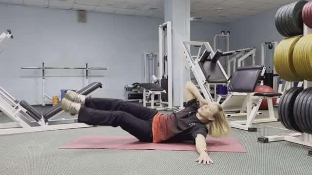 Боковой V-подъём