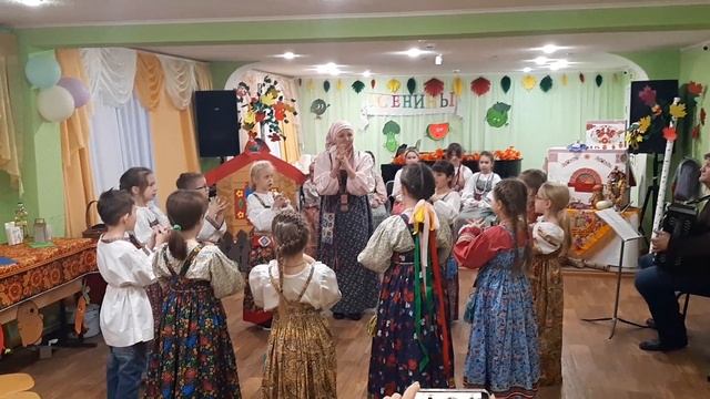 игра- потешка Я Колю-Колю дрова -1001 песенкп