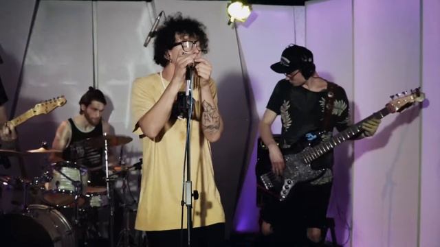 VANYN - On Top Of The Moon (live at OpenLabel)