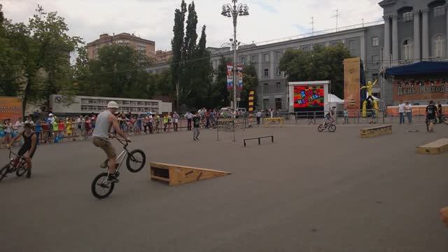 Курск Красная площадь День молодежи 27.06.15 часть 2