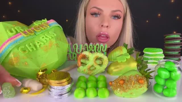 ASMR Зеленый десерт, Шоколадное сердце, Крендельки в шоколаде Кислые полоски Радужный мукбанг