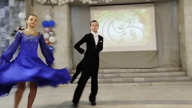 танец на день Матери