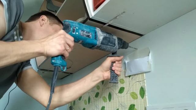 Установка кухонного рейлинга.  (13 серия)