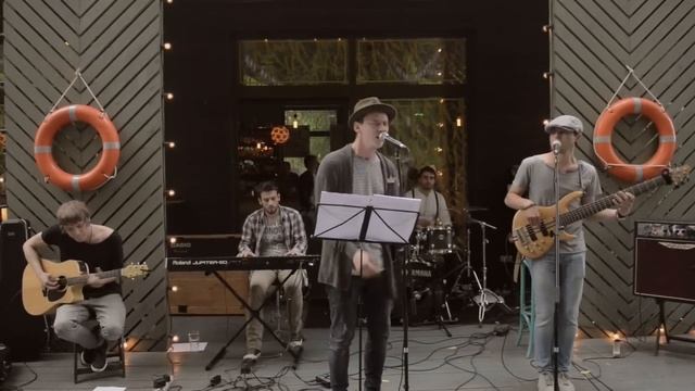 VANYN - Fire (live at 8 Oz cafe)