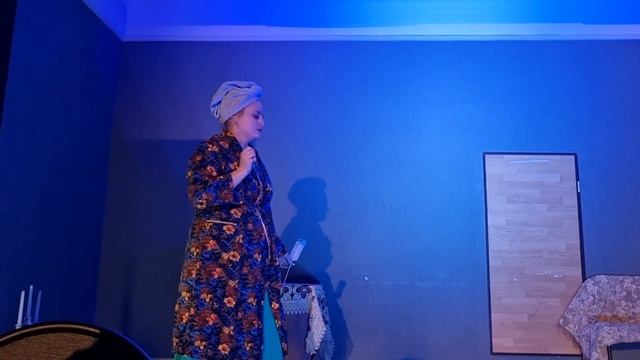 Елена Максимова - 'Нервные люди' (Михаил Зощенко)