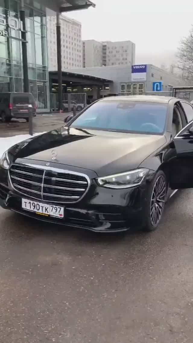Приобрели Mercedes-Benz S-Class для корпоративного клиента!