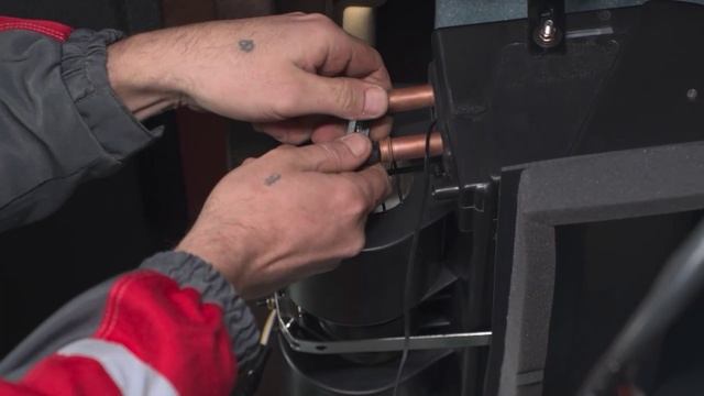 Монтаж испарительно-отопительного блока 1221 JetCool