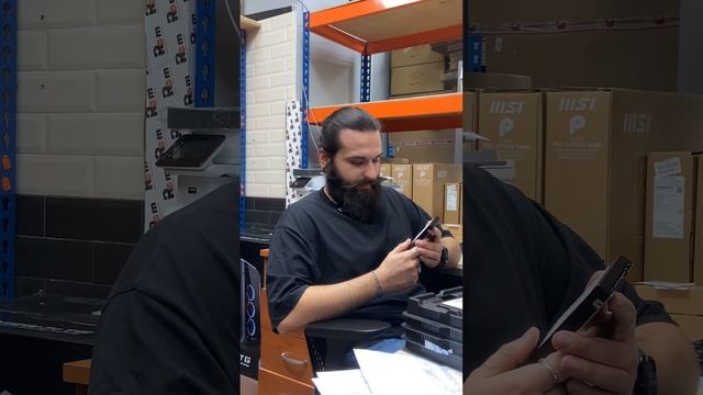 SSD для скорости , HDD для бюджета, а лучше – смешать и не переживать.