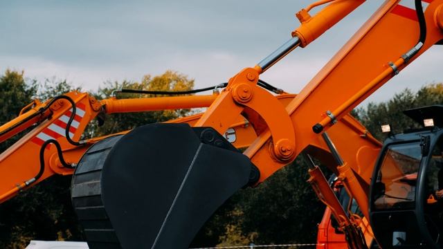 "Карьерные машины". Презентация новой техники