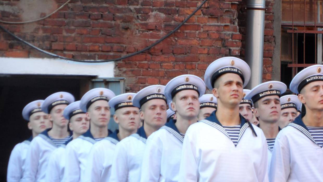 Учебка (стихи и музыка Зеленина А.Б)