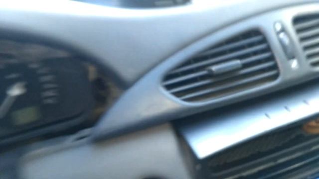 Как вытащить кнопку старт - стоп в Renault Laguna II