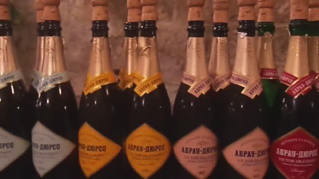 Как изготавливают шампанское! Подвалы Абрау Дюрсо.