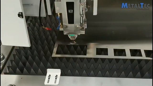 Лазерный станок 1530B - резка нержавеющей стали 1 мм