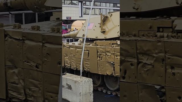 По фашистам, по НАТО. Танк ABRAMS