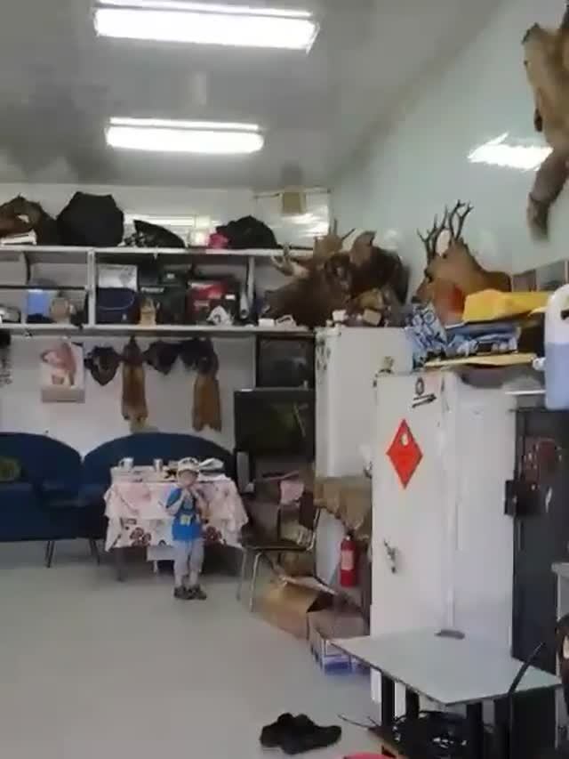 Охренеть!!! Такого гаража точно не видели! Гараж мечты