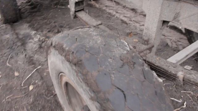 10 куб НАВОЗА на ДЕСЯТИКУБОВКЕ ПРИВЕЗЛИ и ВЫГРУЗИЛИ.