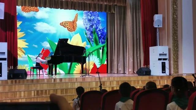 7. Ёжик_2024-05-24_20-56-00