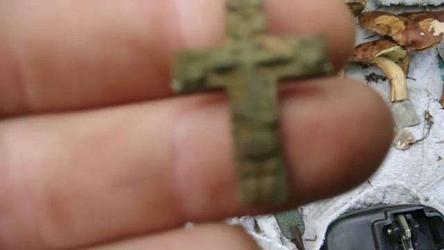 Уехал за находками приехал с грибами.