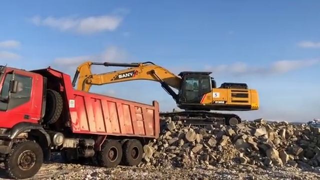 Экскаватор SANY SY365H