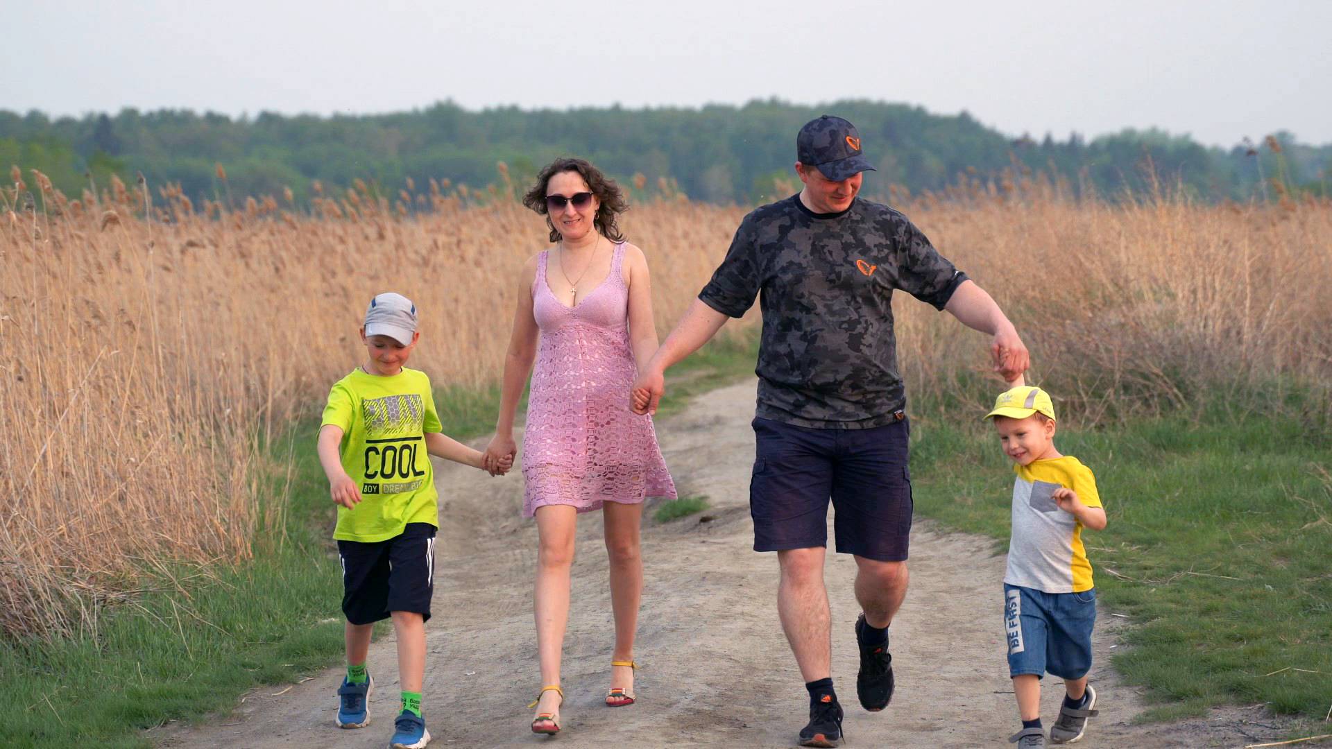 Семейное видео (семья Лобановых)