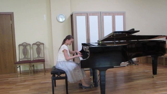 Гридасова Вера,4кл, У.Гиллок.Фонтан под дождём