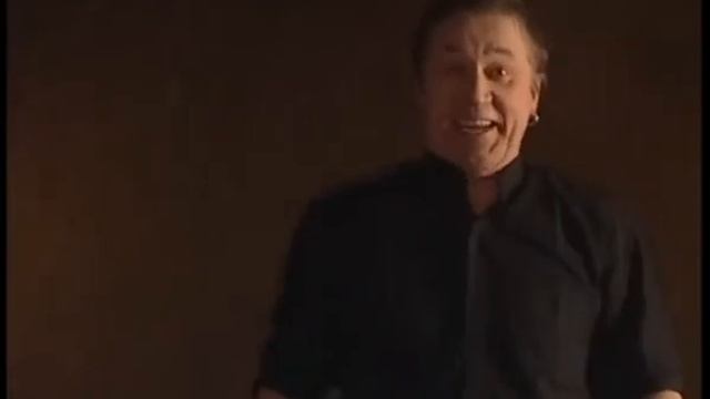 Виктор Луферов -"Парад инструментов на красном пальто"