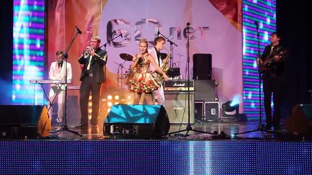 Matreshka Russian folk Матрёха - Вот кто-то с горочки спустился Vot kto to s gorochki