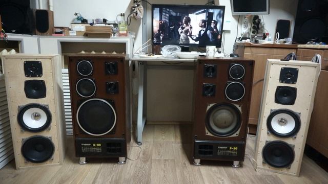 Тест акустики S-90 против 5E АС-70