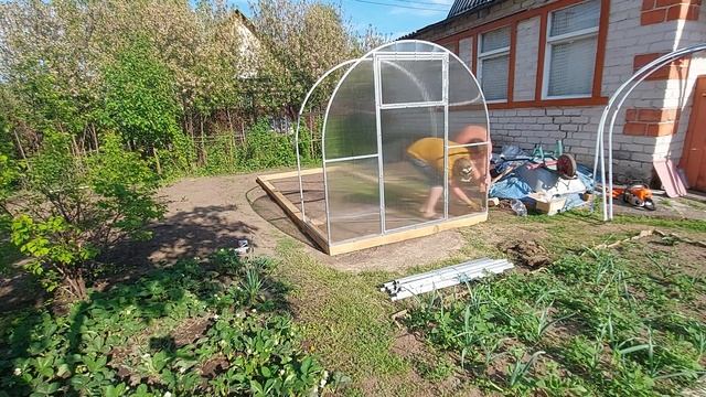 Установка теплицы. Как установить теплицу на основание из бруса. Инструкция по сборке и монтажу.