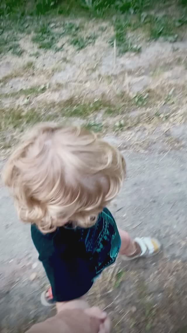 А внутри у него...